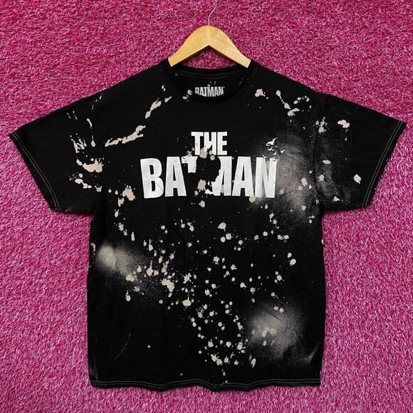 Batman | Shirts | The Batman Silhouette Spellout Movie Poster Splatter ...